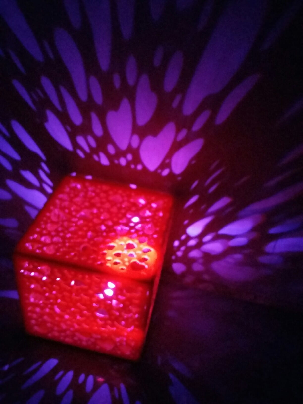Laser Cut Cube Night Light Lamp with Heart Cutout Pattern CDR File Free ...
