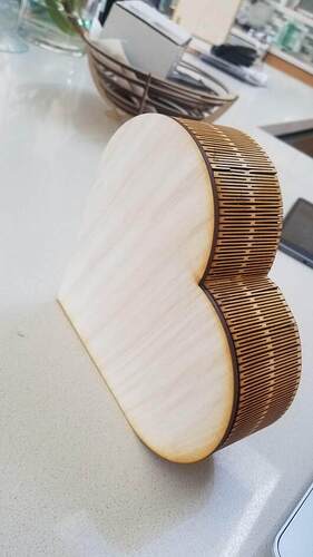 Laser Cut Simple Heart Shaped Box SVG File Free Download | Vecty