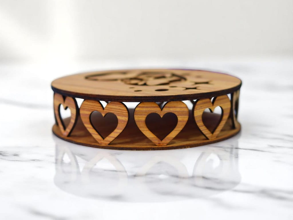 Laser Cut Wooden Round Box with Heart Pattern CDR DXF SVG File Free ...