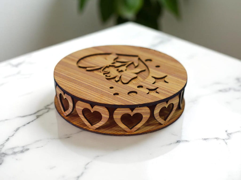 Laser Cut Wooden Round Box with Heart Pattern CDR DXF SVG File Free ...