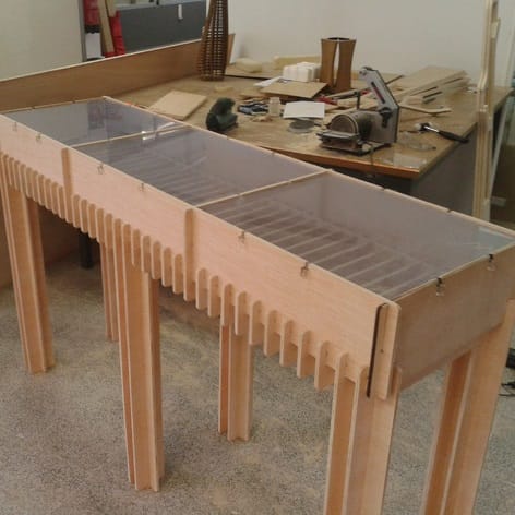 Wooden Exhibitor Table Laser Cut CDR DXF File Free Download | Vecty